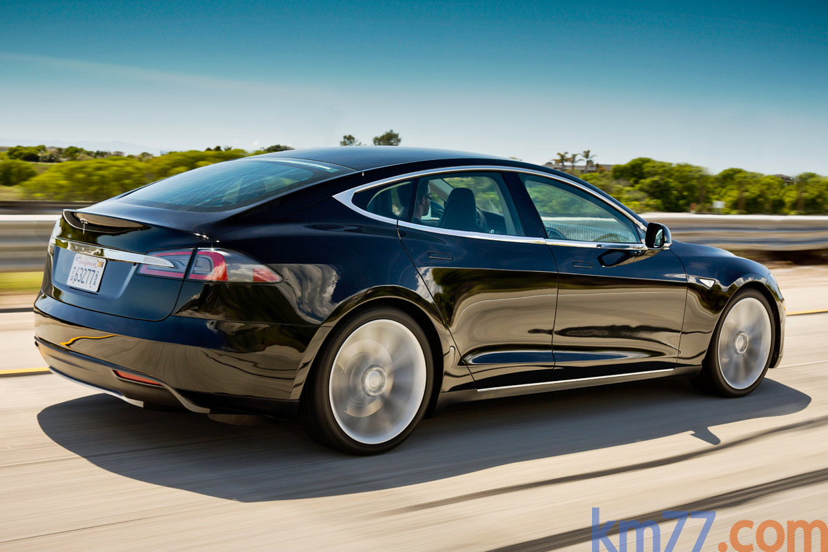 De Teslas, ángeles y otras cosas que se enchufan - Revista KM77