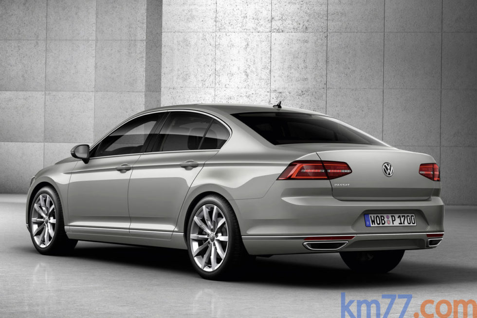 Nuevo Volkswagen Passat, en movimiento - Revista km77