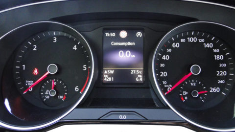 Volkswagen Passat (2015). Detalles del interior y vídeo de la ...