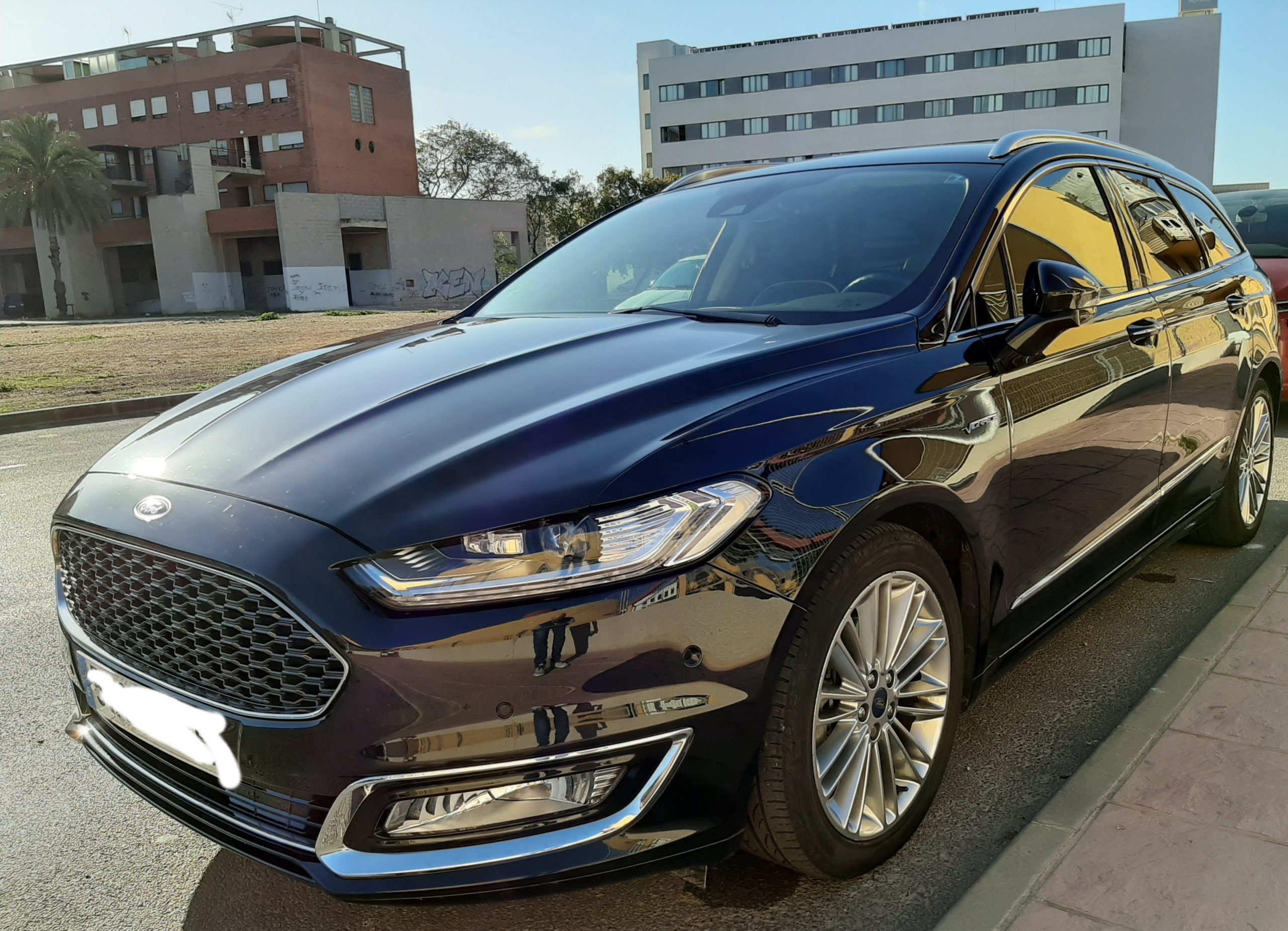 Ford Mondeo Vignale 2.0 TDCI BITURBO SB (2015) - Revista km77