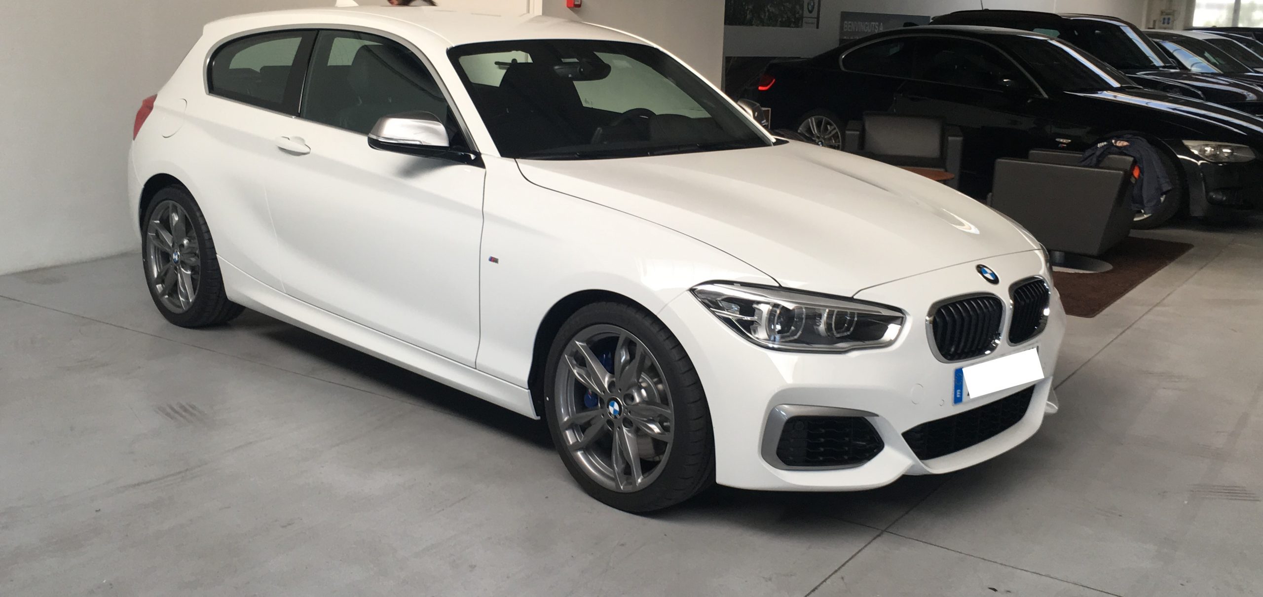 BMW M140i aut. 3 puertas (2019) - Revista KM77
